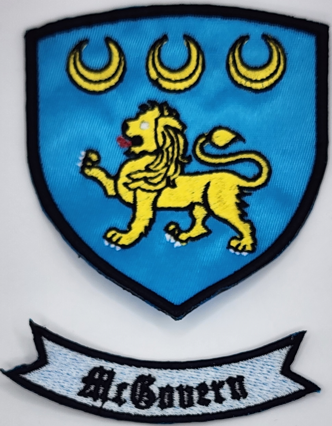 Family Crest and Shields – W Square Embroidery